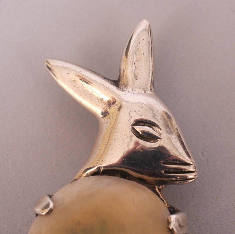 Peter Rabbit Pin in Sterling Silver and Agate For Sale at 1stDibs