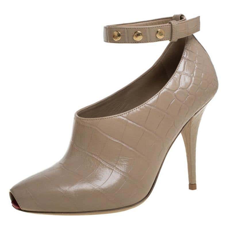 Burberry Beige Leather Reyardson Wedge Peep Toe Booties Size 385 For