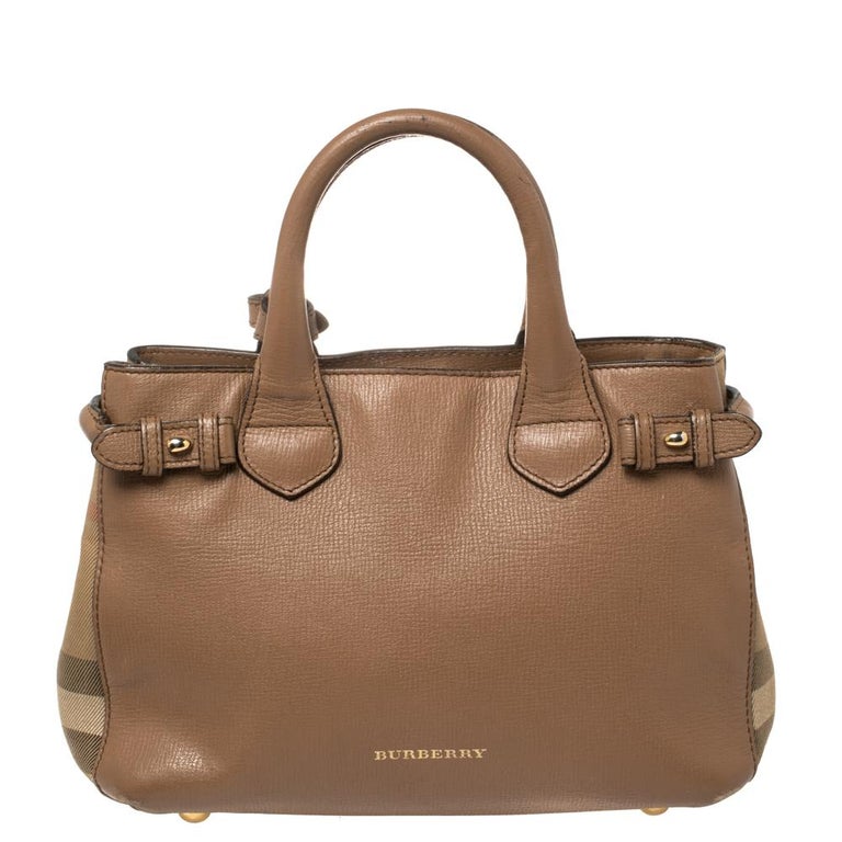 Kleine Banner-Tasche aus Leder und House Check-Stoff, Burberry Beige ...