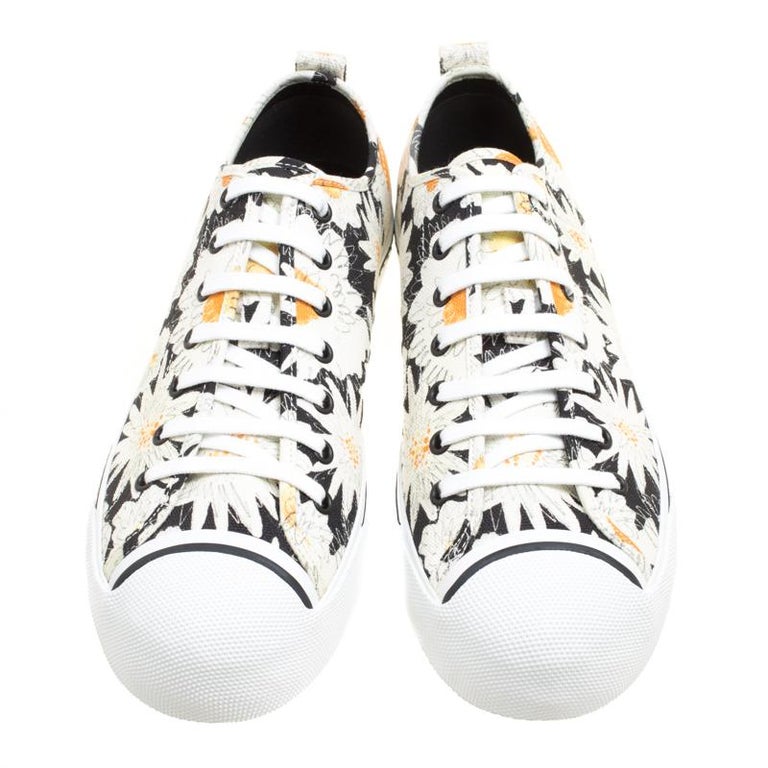 Burberry Black Floral Print Canvas Kingly Low Top Sneakers Size 44 For ...