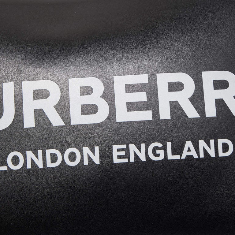 Burberry Black Leather Edin Zip Pouch For Sale at 1stDibs