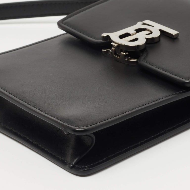 Burberry Black Leather Robin Crossbody Bag For Sale at 1stDibs
