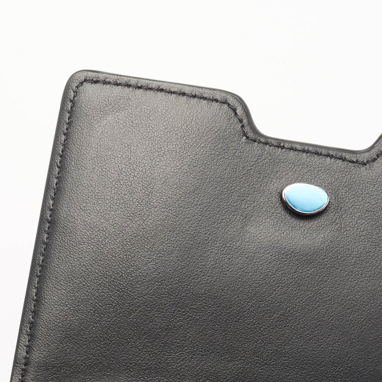 Burberry Black Leather Robin Crossbody Bag For Sale at 1stDibs