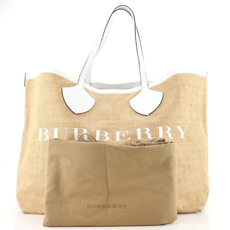 Burberry Giant Tote Raffia XL For Sale at 1stDibs