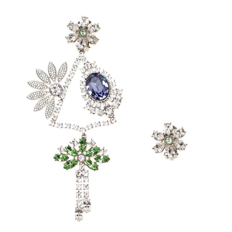 Burberry Half Daisy Crystal Silver Tone Clip-on Asymmetric Stud Drop ...