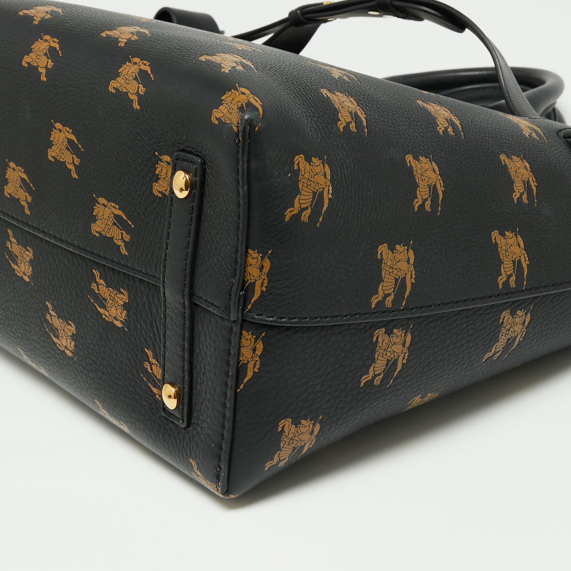 Burberry Navy Blue/Gold Leather Equestrian Knight Belt Tote at 1stDibs