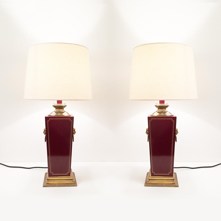 Burgundy Bakelite and Brass Lion Heads Table Lamps For Sale at 1stDibs