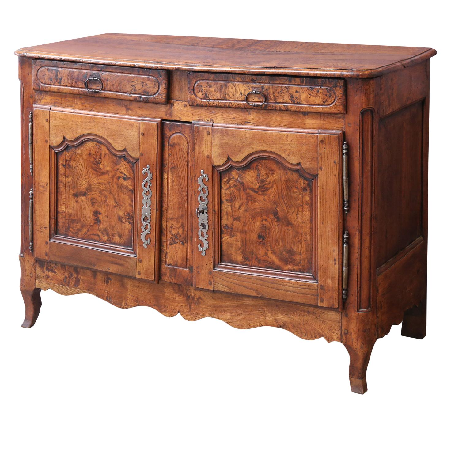 French Provincial Buffets - 47 For Sale at 1stdibs