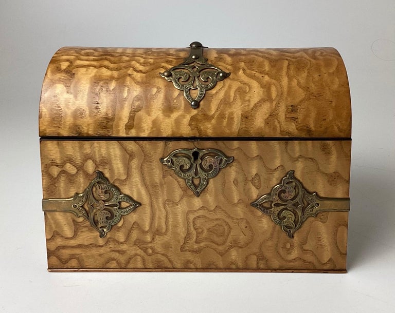 Burl Wood Dome Letter Writing Treasure Box For Sale at 1stDibs