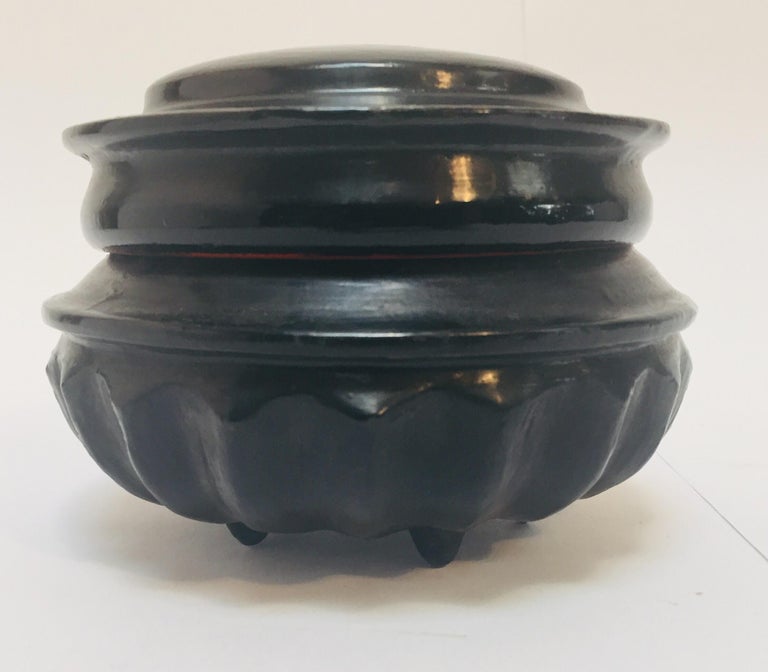 Asian Black and Red Round Box Lacquer Offering Vessel Urn For Sale at ...
