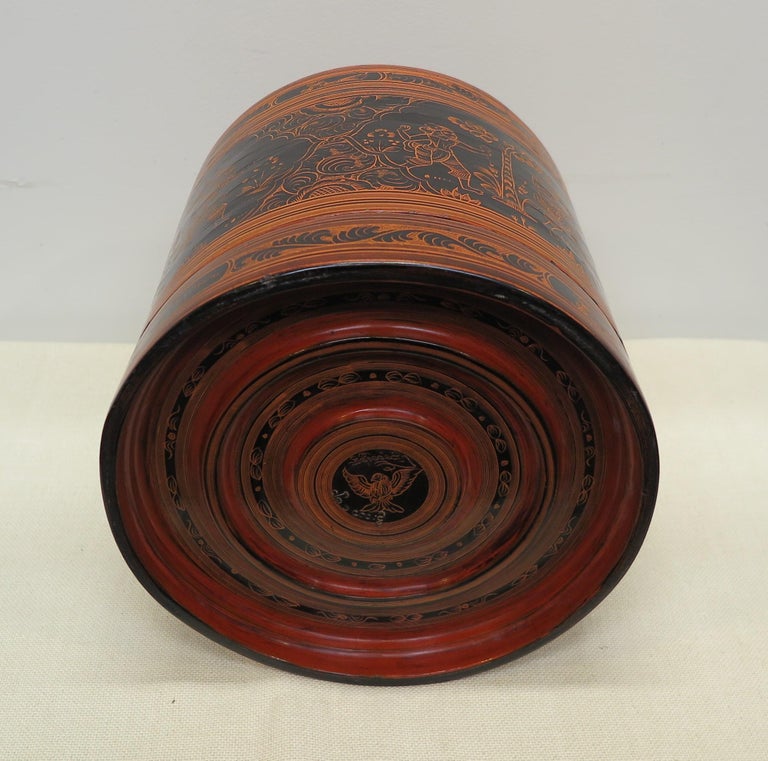 Burmese Lacquerware Betel Box For Sale at 1stDibs