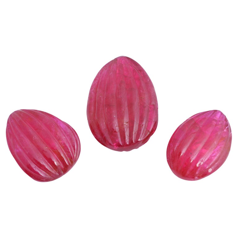 Burmese Spinel 3 Piece Carving for Fine Jewellery For Sale at 1stDibs