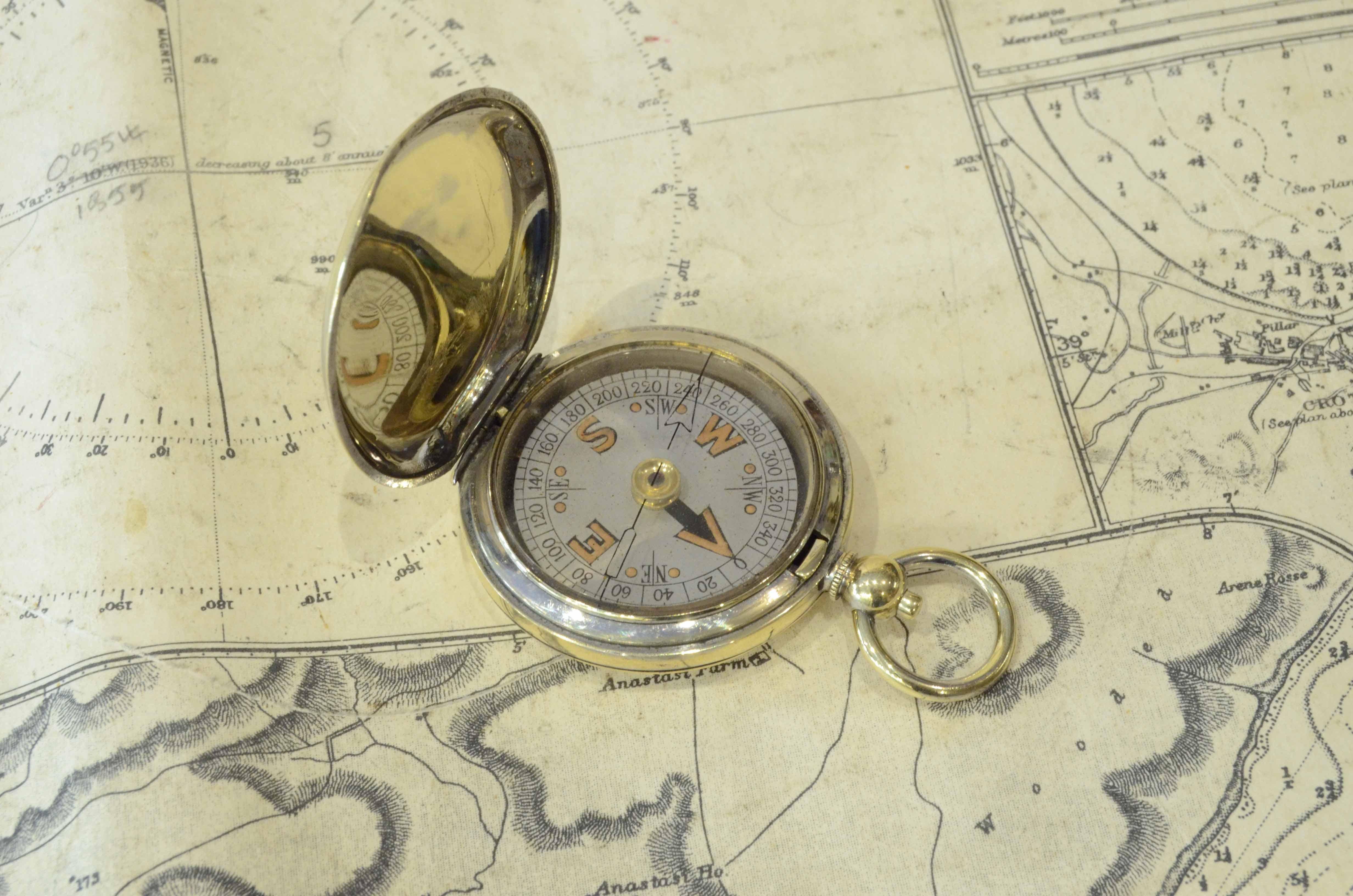 Brass pocket compass for British aviation officer signed Terrasse 1918 ...