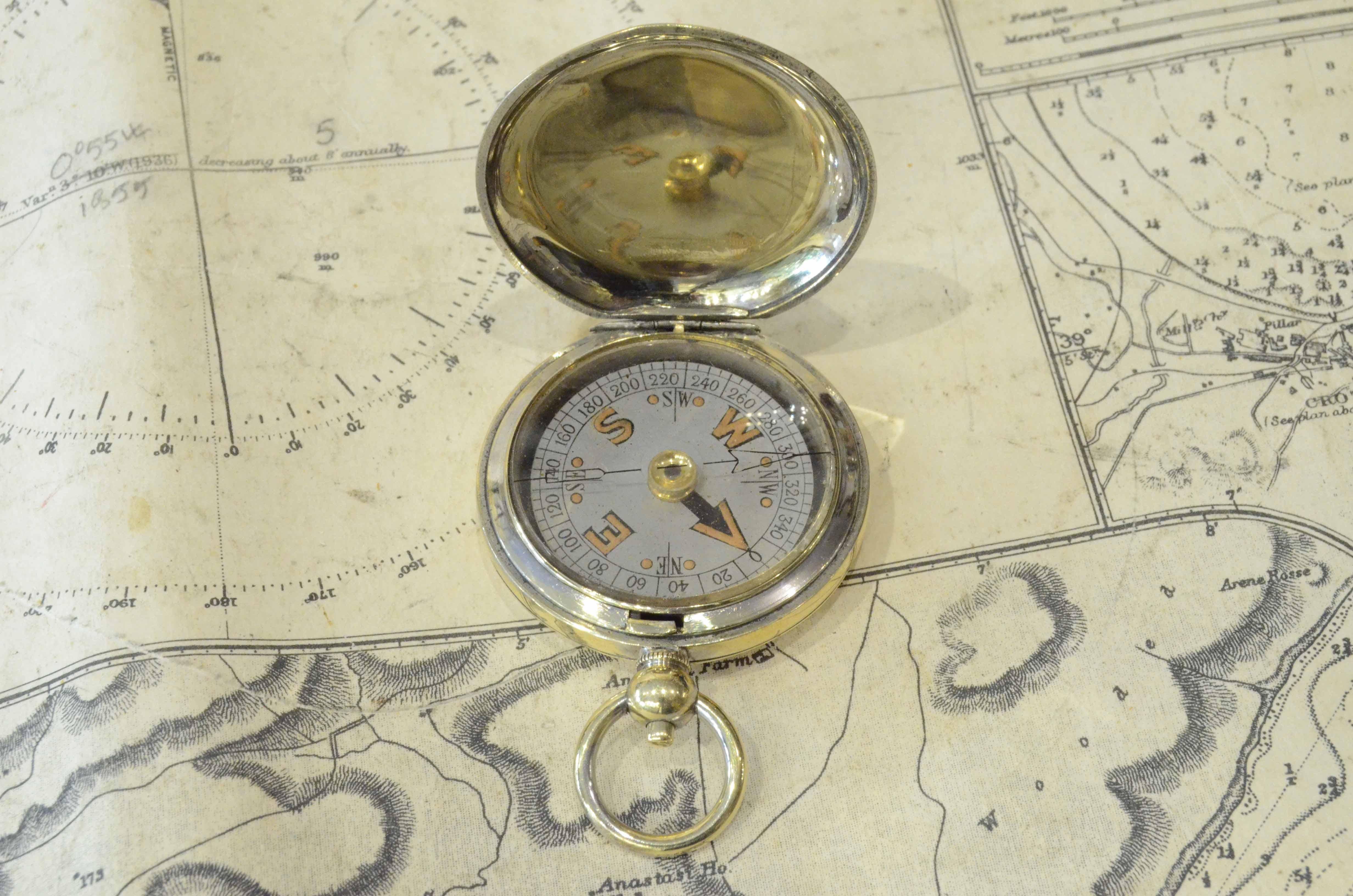 Brass pocket compass for British aviation officer signed Terrasse 1918 ...