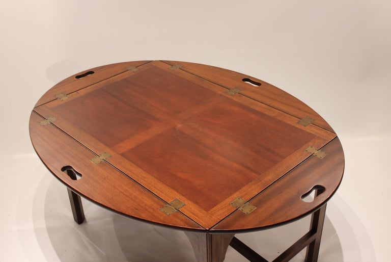 Butler's Tray in Mahogany and of English Design from the 1960s at 1stDibs