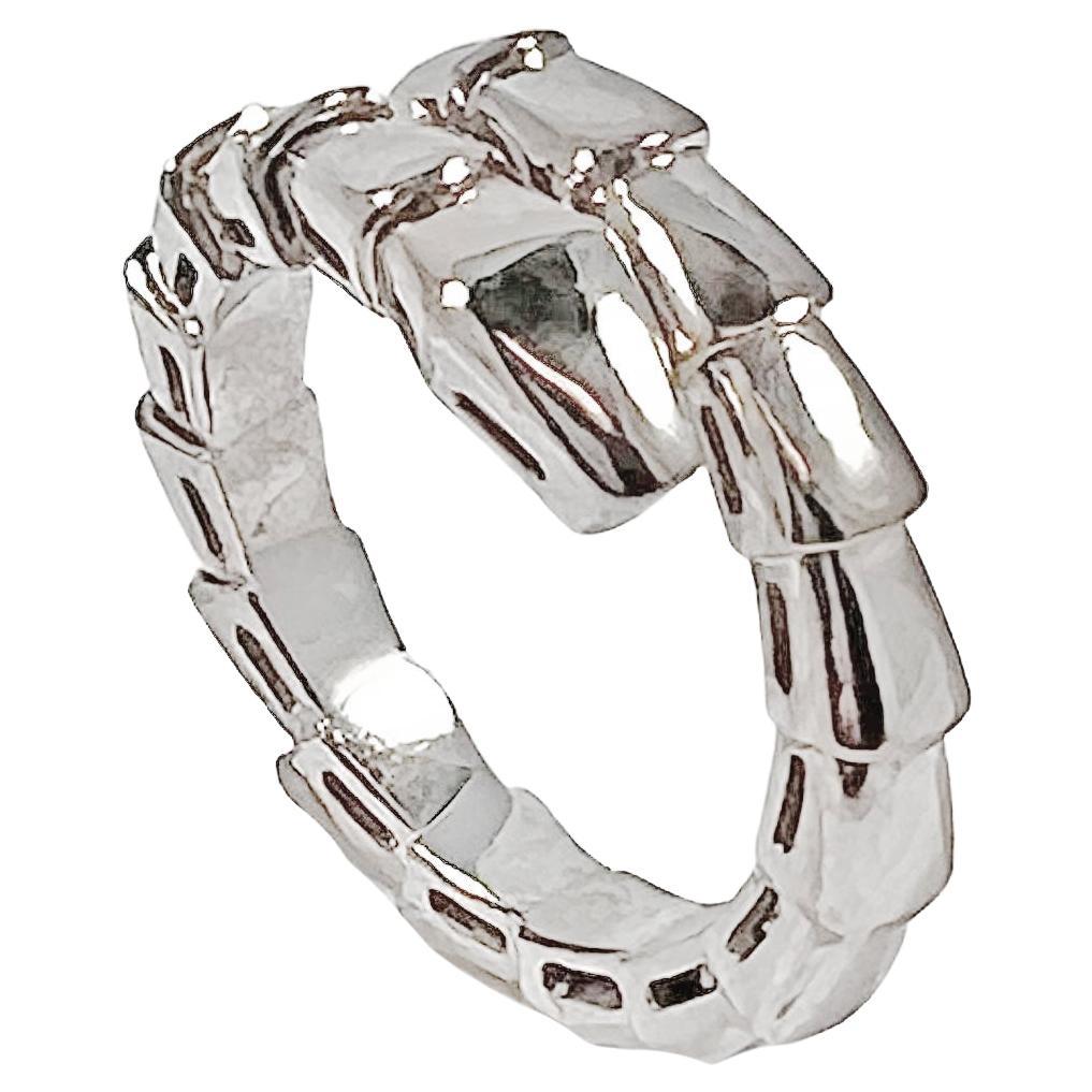 Bvlgari 18k White Gold Serpenti Viper Ring For Sale at 1stDibs