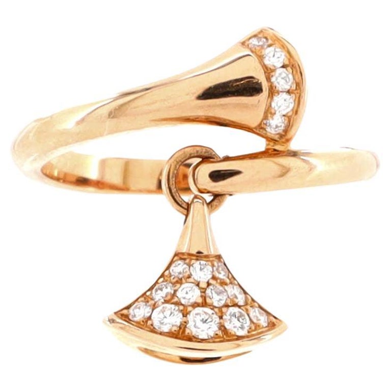 Bvlgari Divas' Dream Charm Ring 18k Rose Gold with Diamonds For Sale at ...