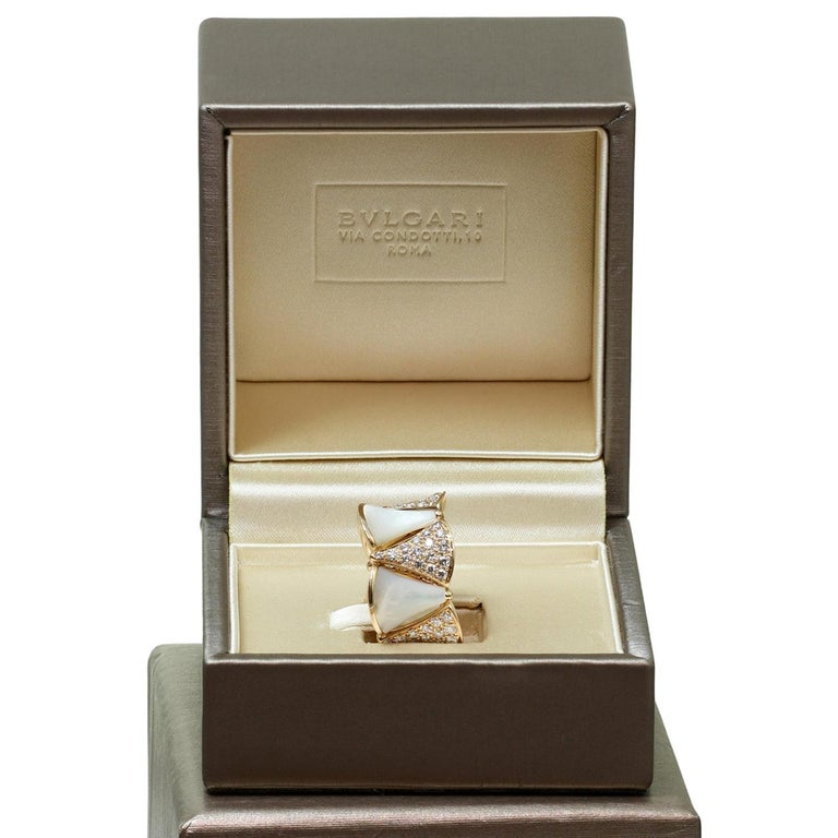 Bvlgari Divas Dream Diamond Mother-of-pearl 18k Rose Gold Ring For Sale ...