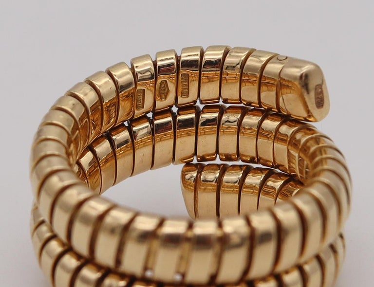 Bvlgari Roma Iconic Tubogas Serpenti Flexible Ring in 18kt Yellow Gold ...