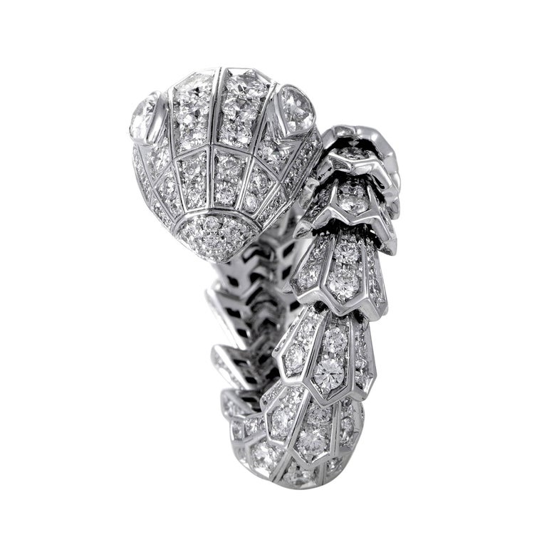 Bvlgari Serpenti 18 Karat White Gold Full Diamond Pave Snake Ring at ...