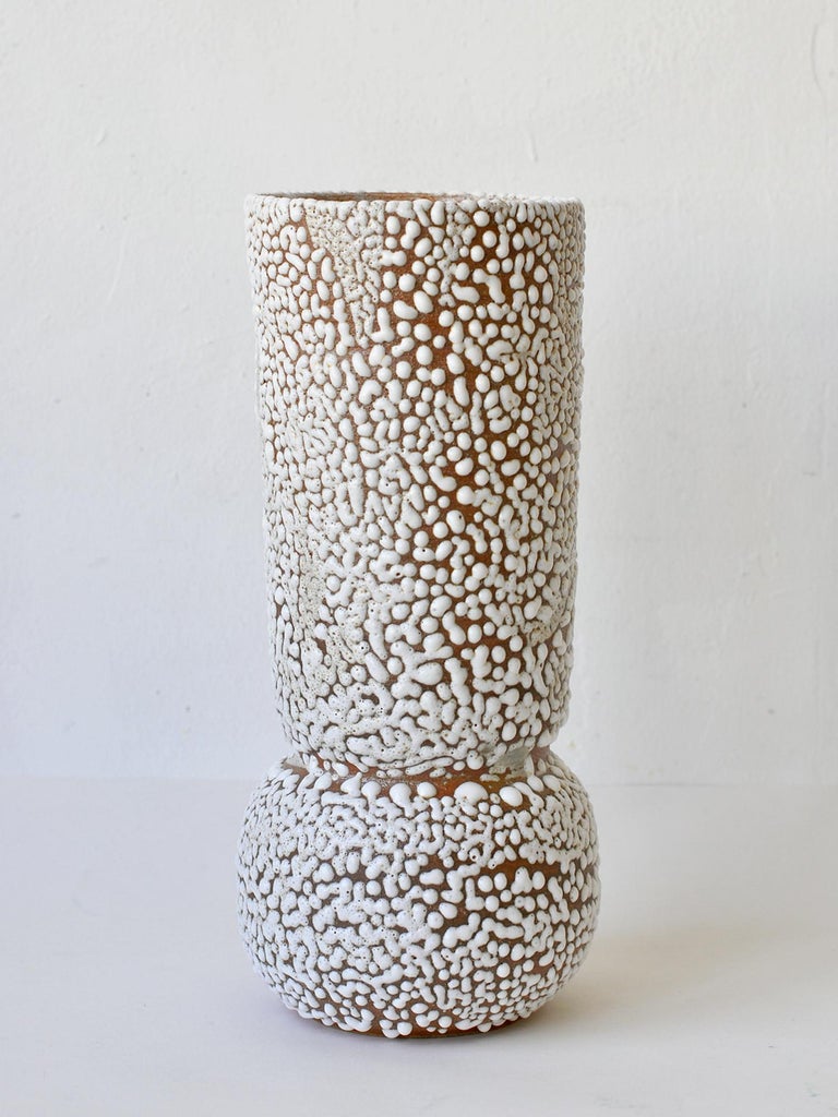 C-015 White Stoneware Vase by Moïo Studio For Sale at 1stDibs