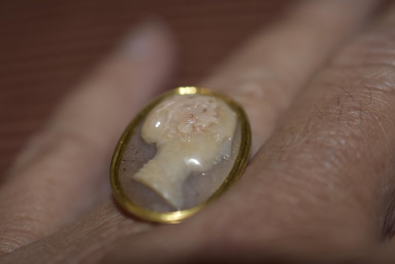 C1780 18k Agate Hard Stone Portrait Cameo Ring of Greek Poetess "Sappho ...