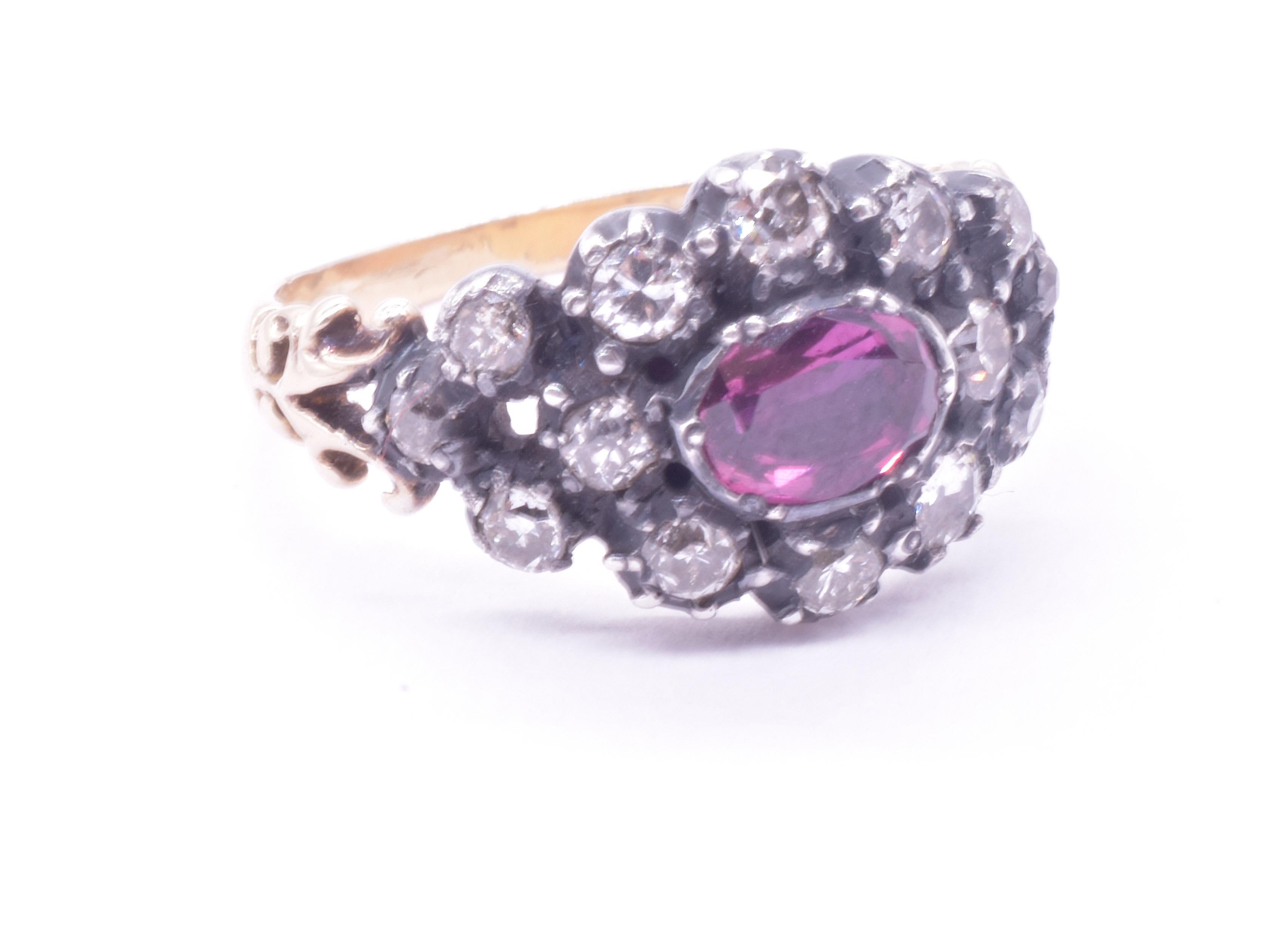 C1820 18K Diamond Cluster Ring with a Ruby Center For Sale at 1stDibs