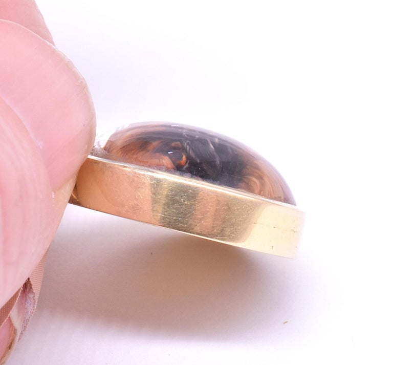 18 Karat Reverse Intaglio Crystal Pendant Depicting a Pekingese Dog ...