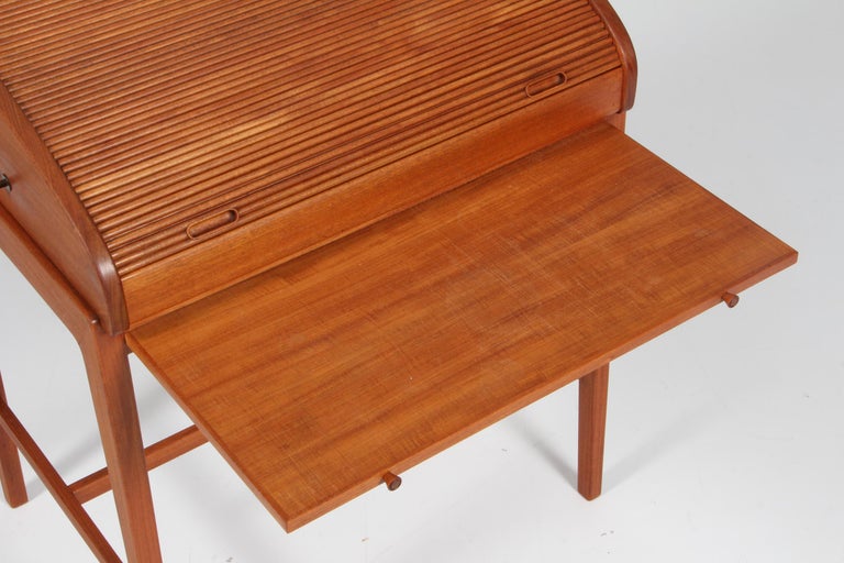 Cabinetmaker Knud Ivan Larsen, Journeyman piece, sewing nest, 1945 ...