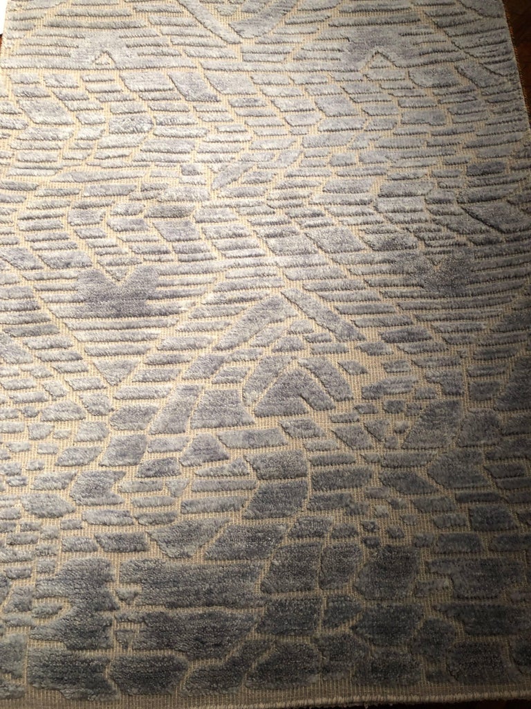 Cabo Ocean Blue and Cream Hand-Knotted Wool Rug For Sale at 1stDibs