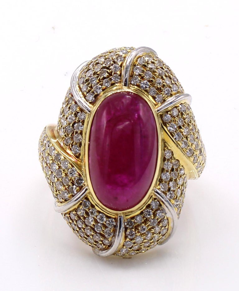 Cabochon Ruby Diamond 18 Karat Yellow Gold Ring For Sale at 1stDibs