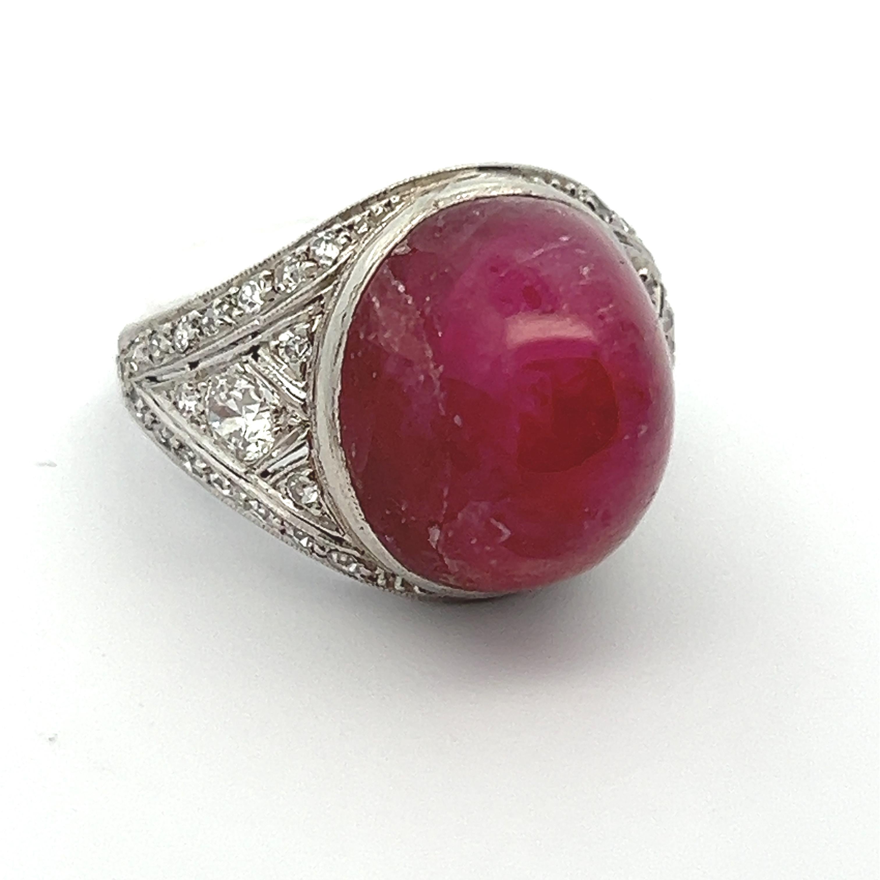 Cabochon Ruby Ring For Sale at 1stDibs