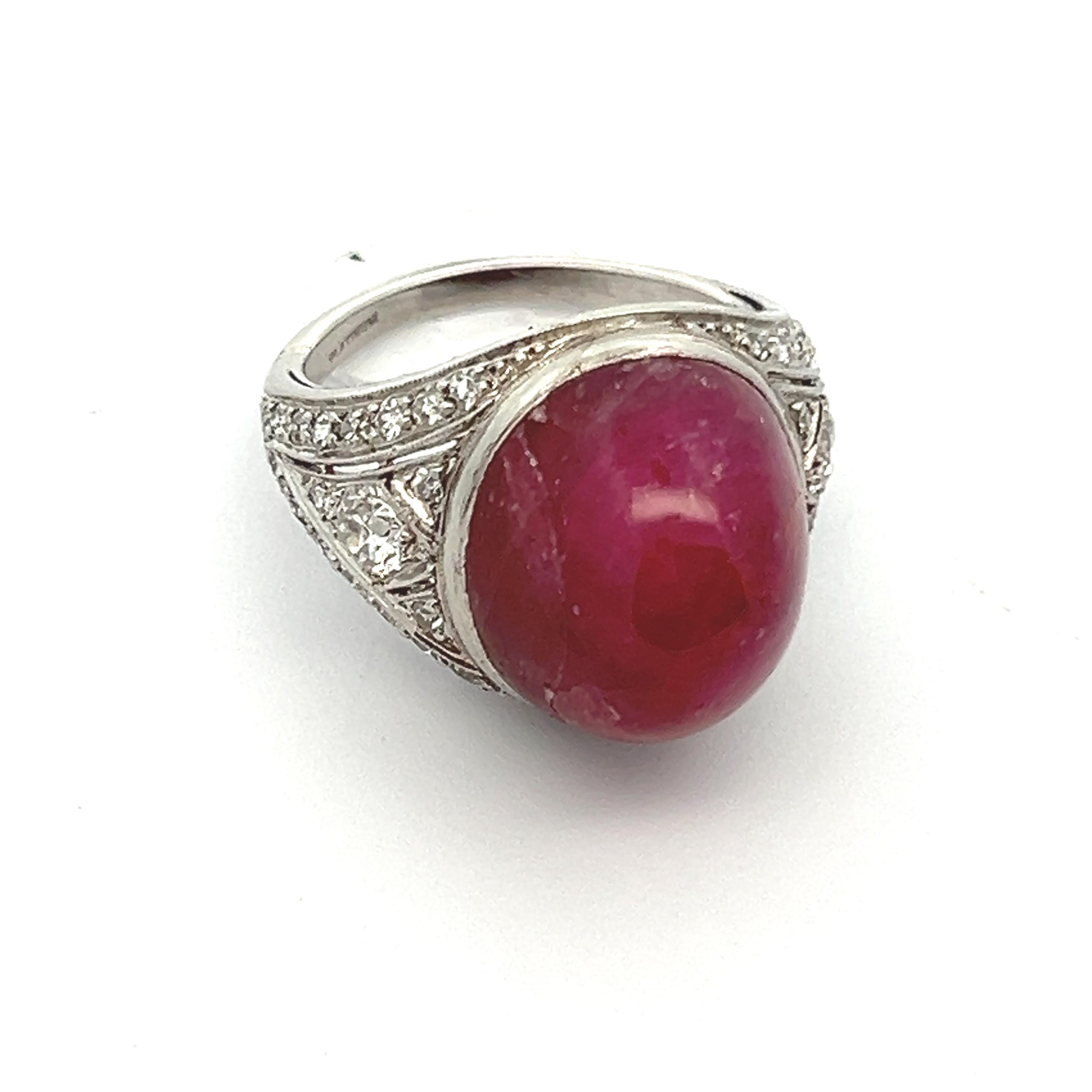 Cabochon Ruby Ring For Sale at 1stDibs