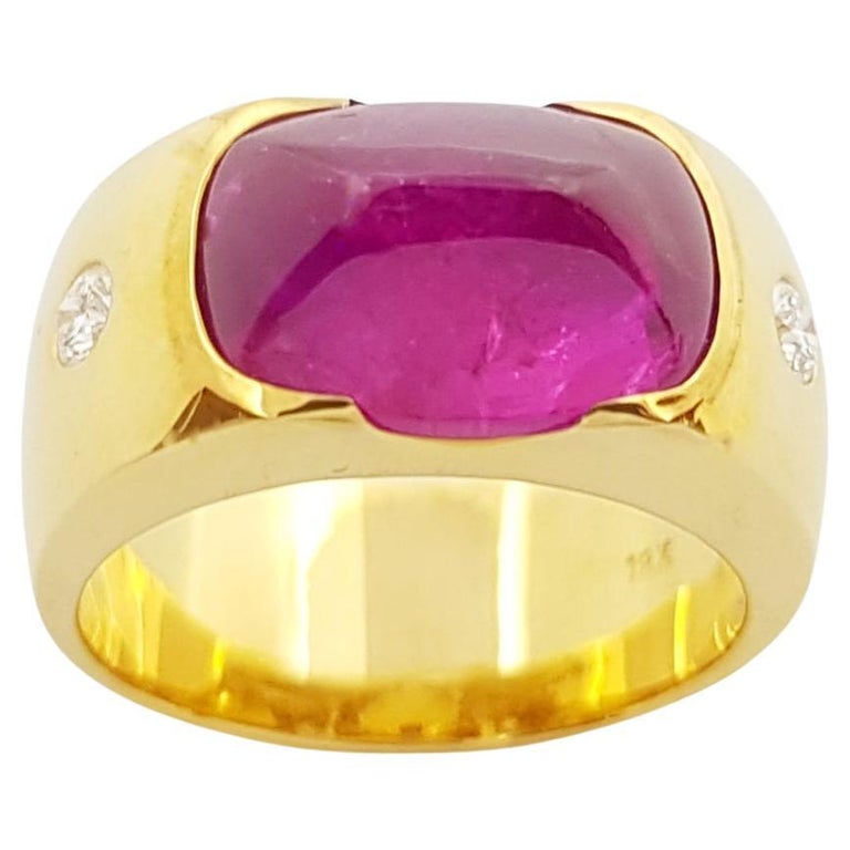 Cabochon Ruby with Diamond Ring Set in 18k Gold Settings For Sale at ...