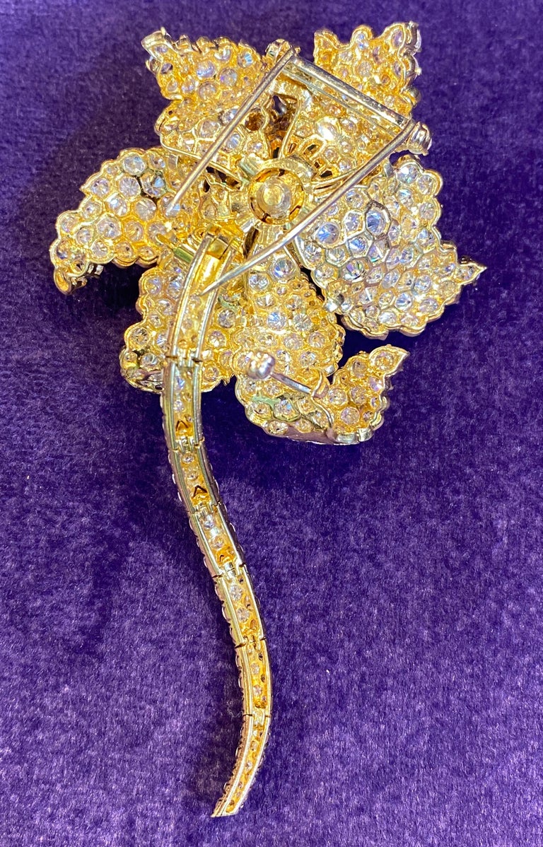 Turquoise and Diamond Flower Brooch For Sale at 1stDibs