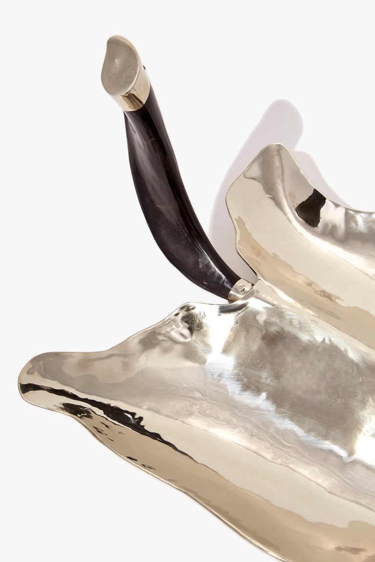 Cala Leaf Large Tray, Horn and Alpaca Silver For Sale at 1stDibs