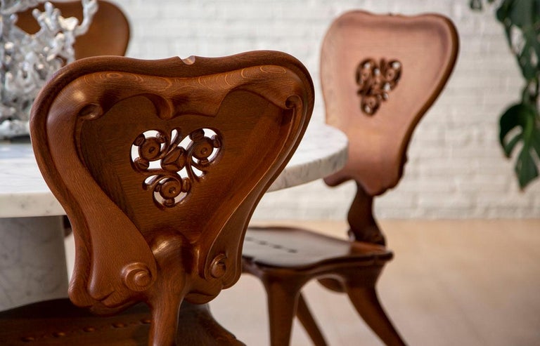 Calvet chair in solid oak by Antoni Gaudí For Sale at 1stDibs | antoni ...