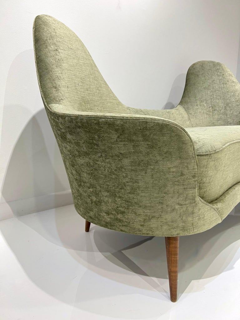 Camelback Settee For Sale at 1stDibs