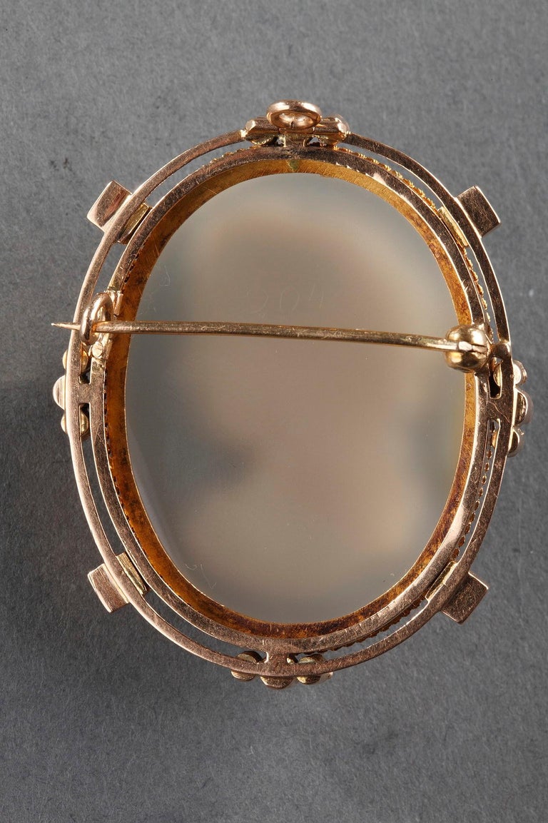 Cameo on Agate Gold Mount, 19th Century For Sale at 1stDibs