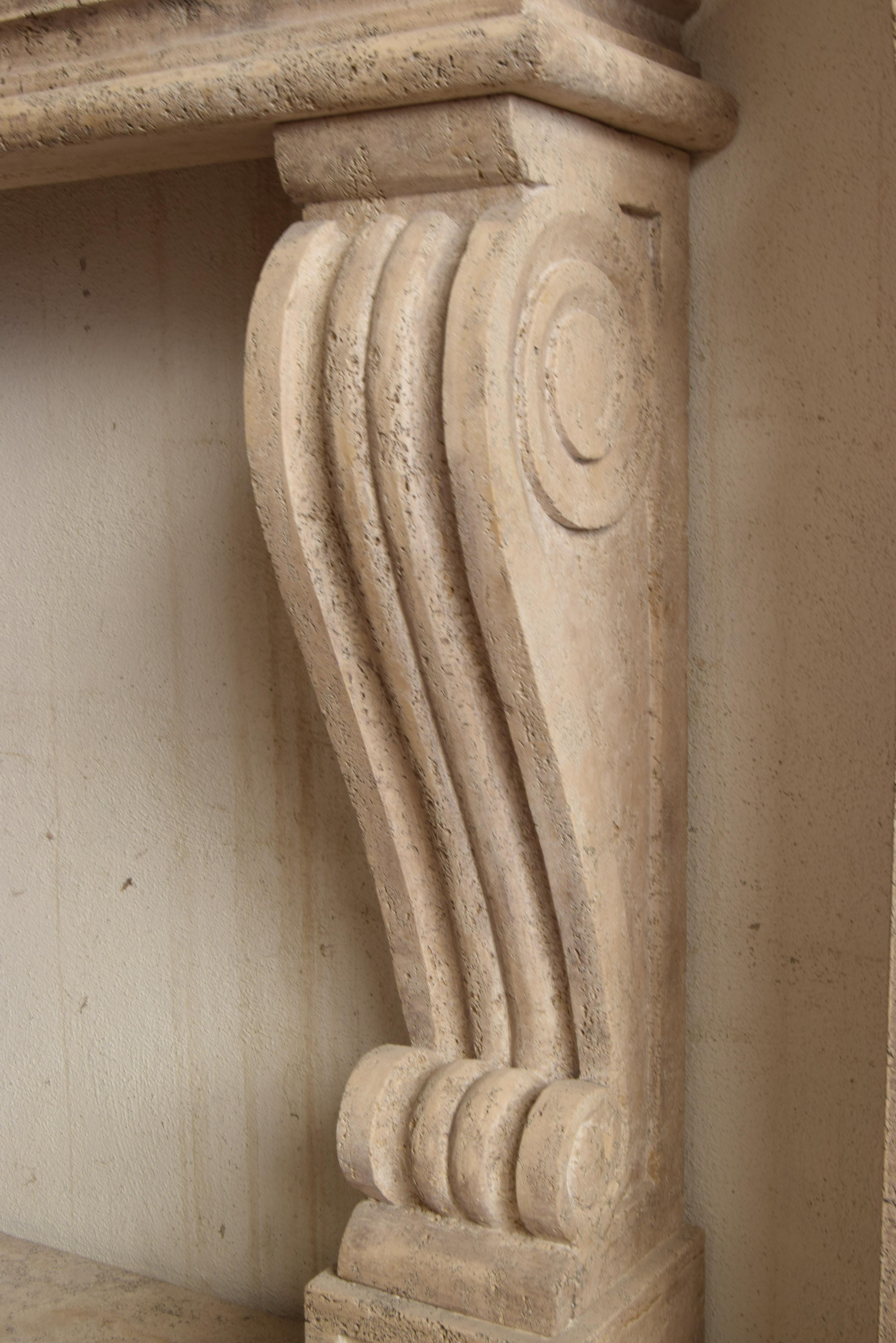 Camino scolpito su travertino romano in stile rinascimentale For Sale ...