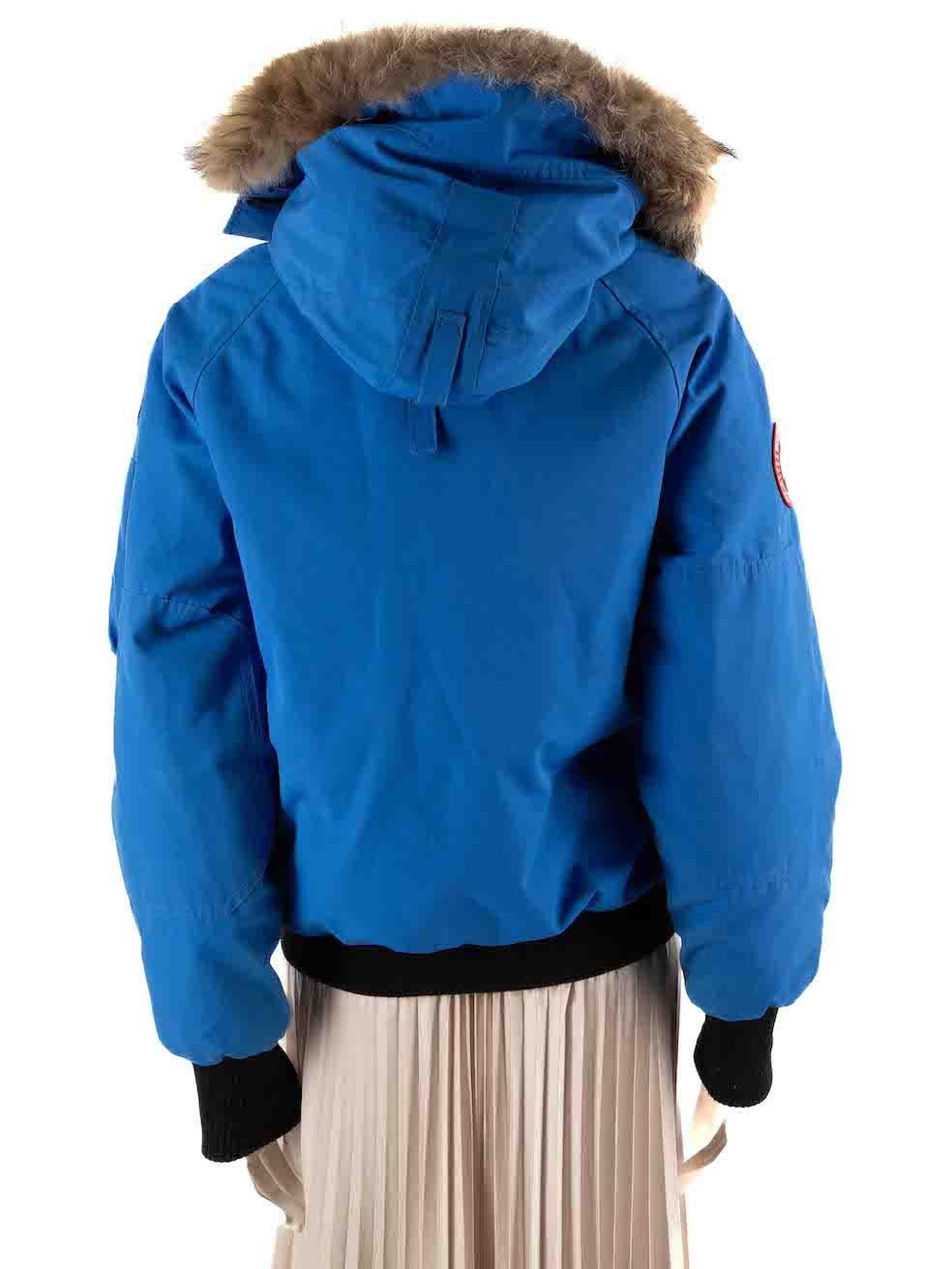 Canada Goose Blue Hooded Chilliwack Jacket Size S For Sale at 1stDibs