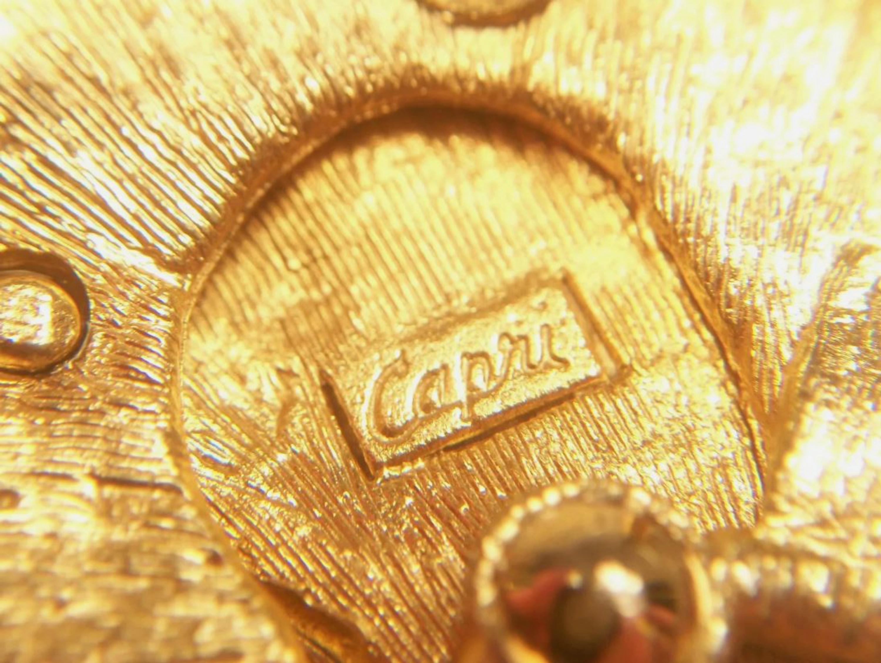 CAPRI - Vintage Gold Tone Feather Brooch - Tooled Finish - Signed ...