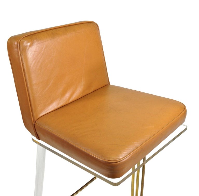 Caramel Leather and Lucite Swivel Bar Stools by Lion in Frost For Sale ...