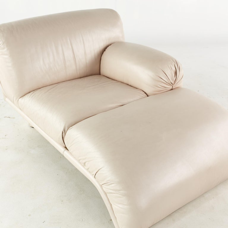 Carlo Bartoli Rossi di Albizzate Mid Century Chaise Lounge For Sale at 1stDibs