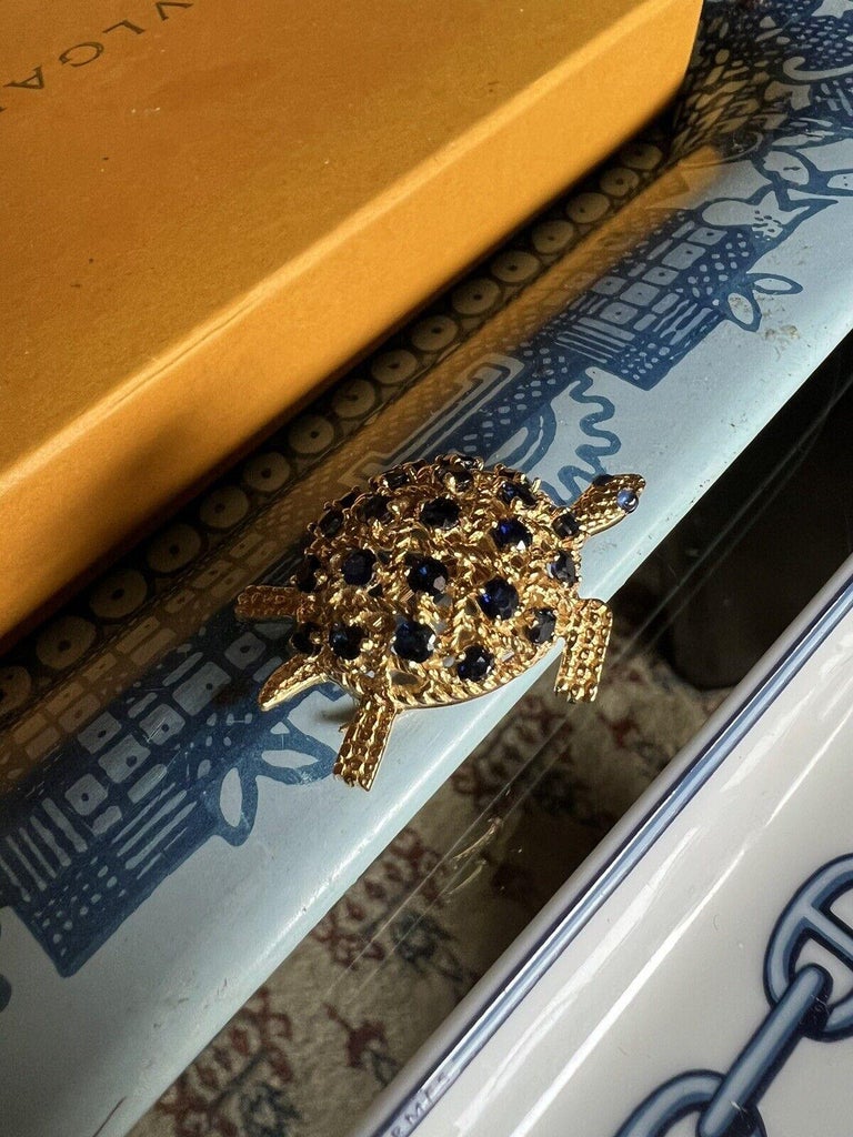 Cartier 18k Yellow Gold and Sapphire Turtle Clip / Brooch Retro, circa ...