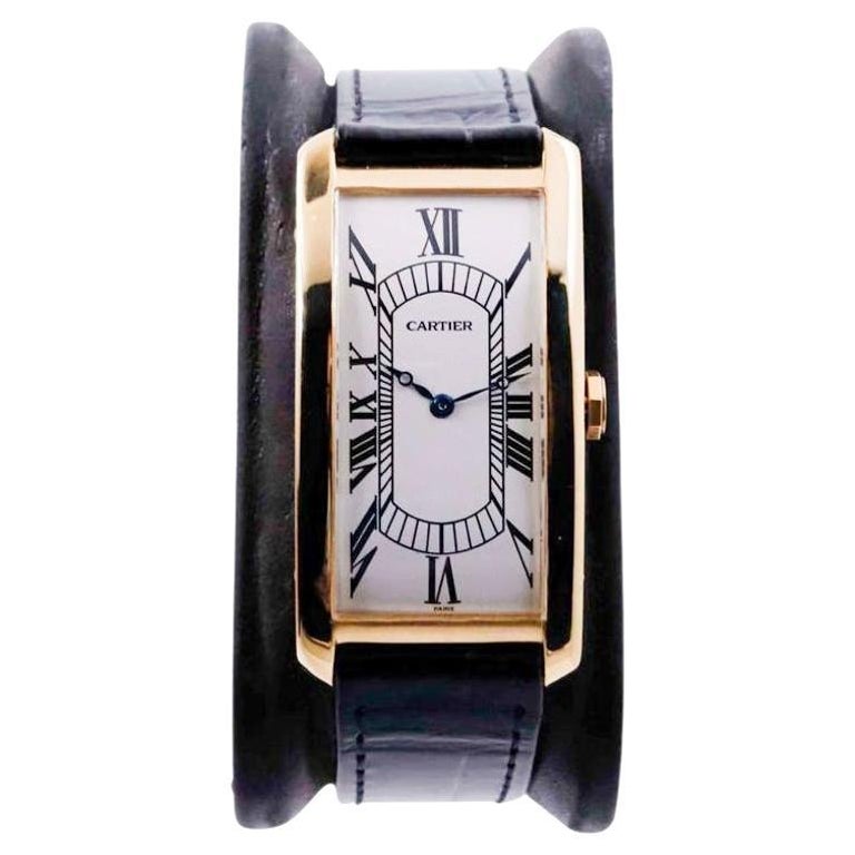 Cartier 18Kt. Grand Tank Art Déco en or avec cadran et papier d'origine ...