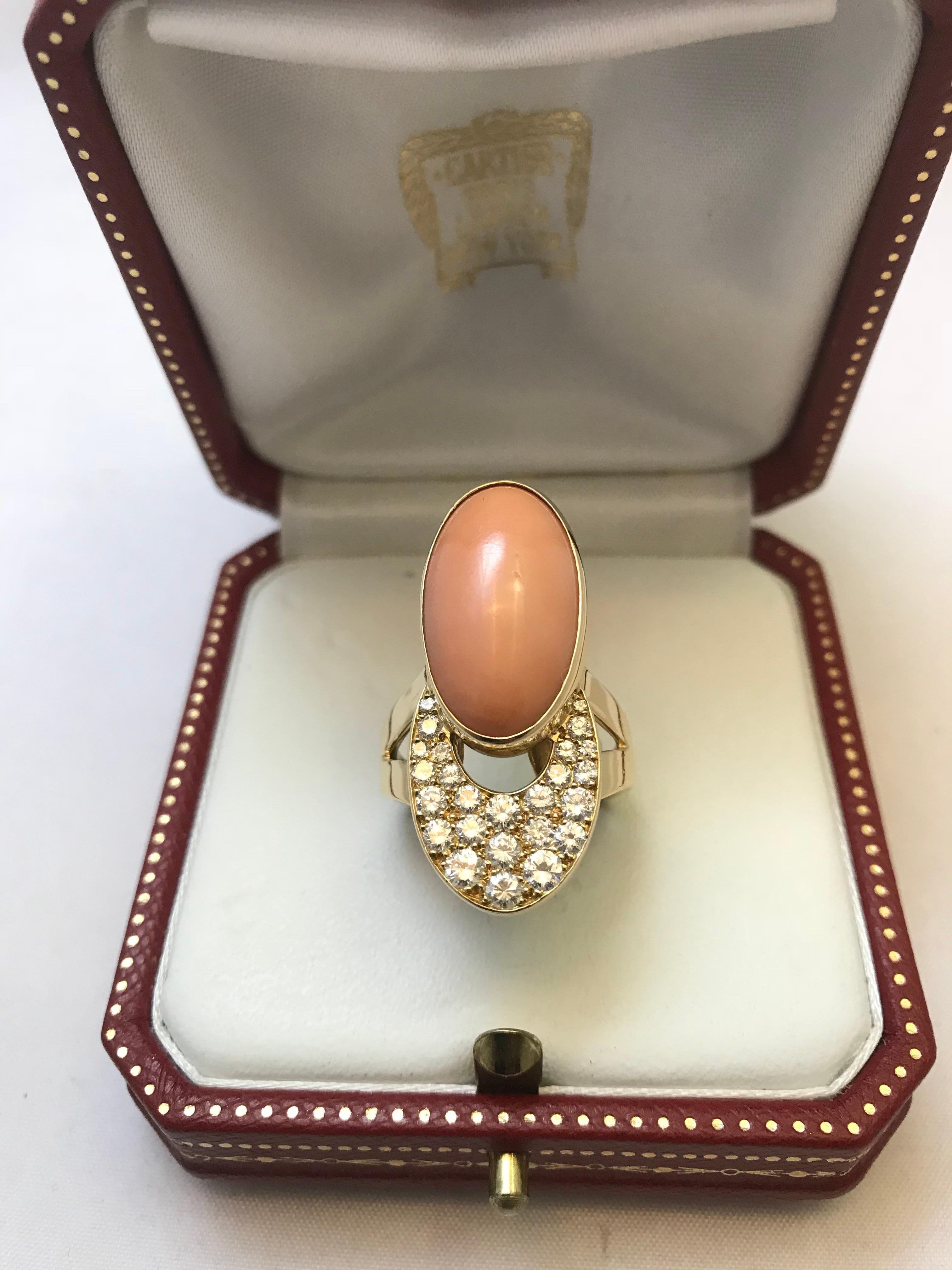Cartier Iconic 70's Ring Diamonds, Coral Cabochon Set on Yellow Gold ...