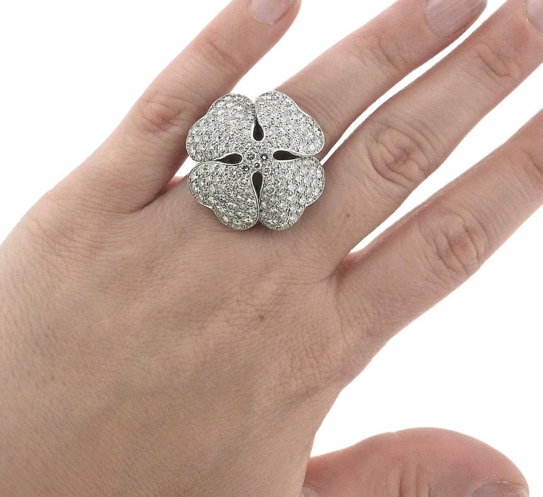 Cartier Anniversary Edition 10 Carat Diamond Gold Clover Ring at ...