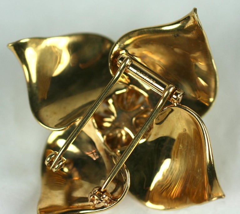 Cartier Diamond and Gold Pinwheel Brooch For Sale at 1stDibs