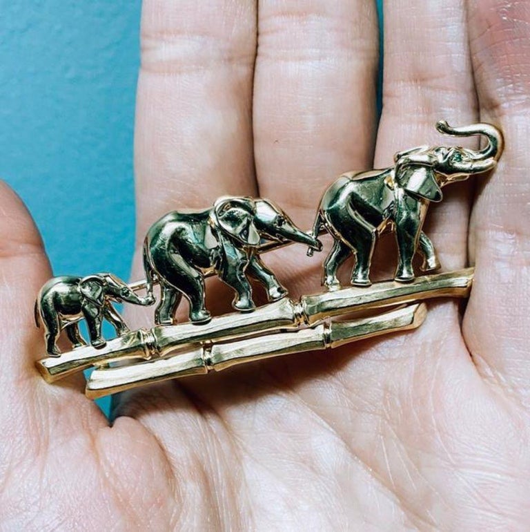 Cartier Elephant 18 Karat Yellow Gold Vintage Brooch at 1stDibs